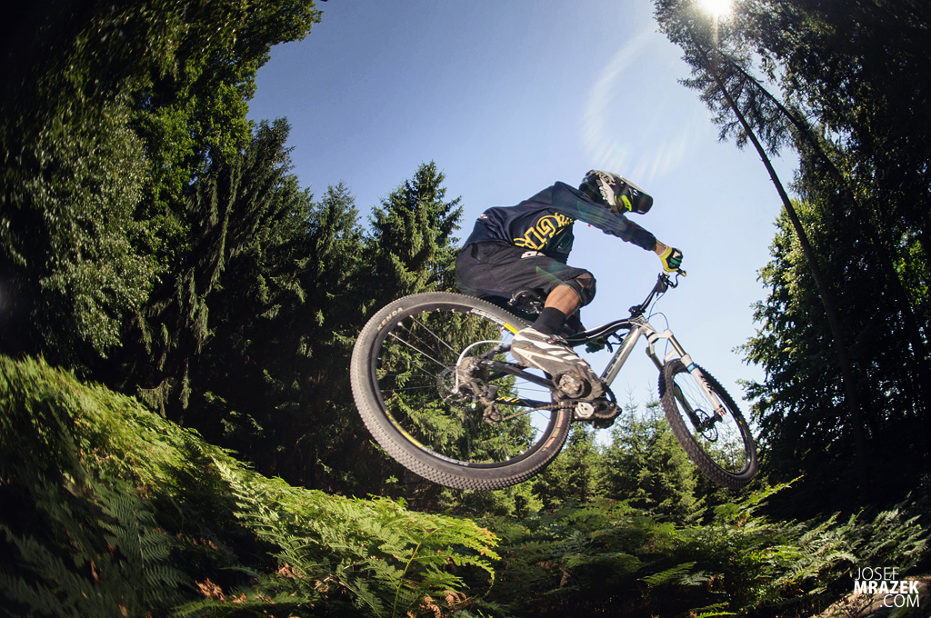 over bracken - josef.mrazek - Mountain Biking Pictures - Vital MTB