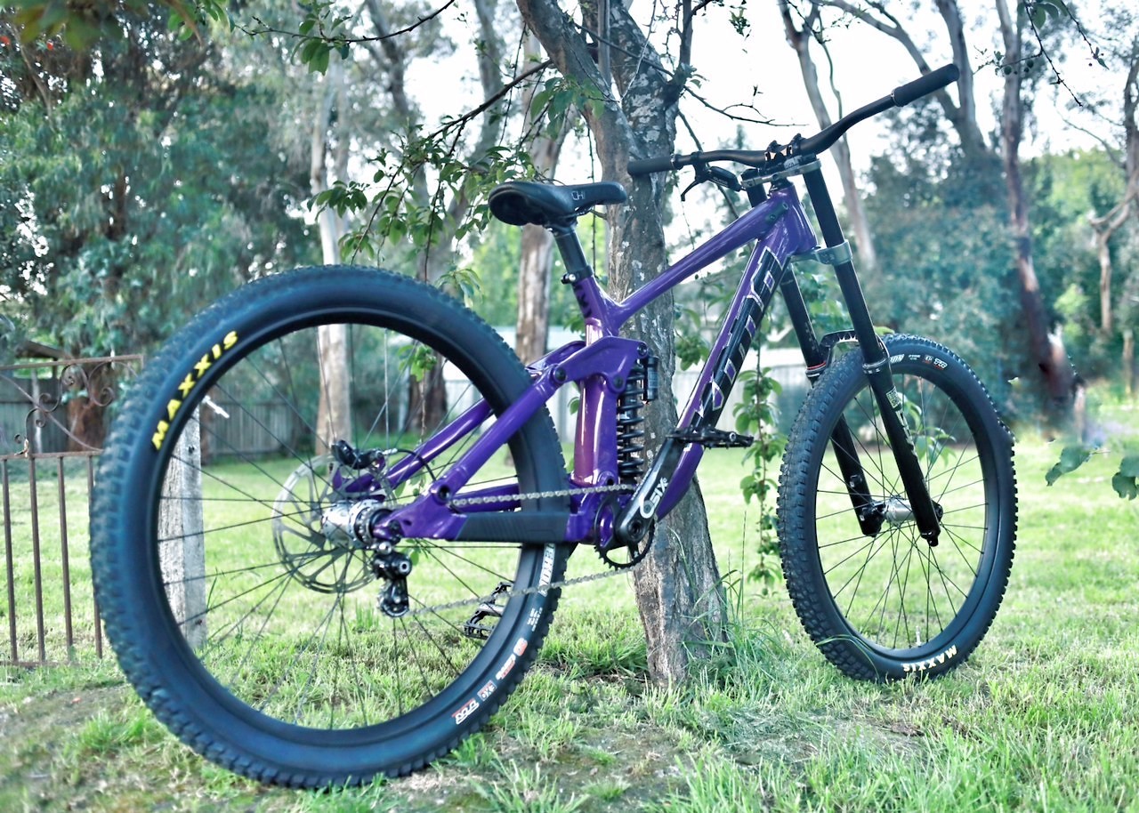 Long Travel slope bike - Washed Up's Bike Check - Vital MTB