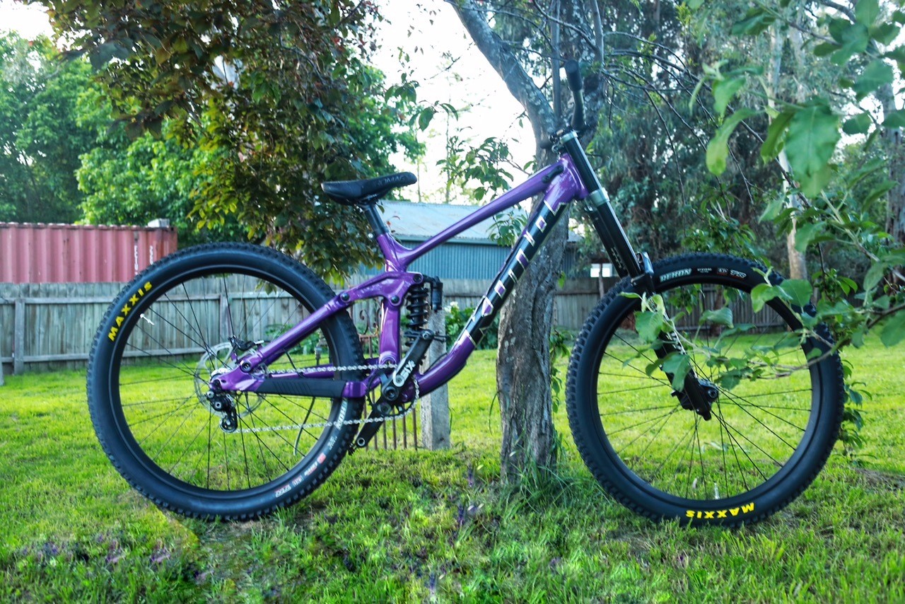 Long Travel slope bike - Washed Up's Bike Check - Vital MTB