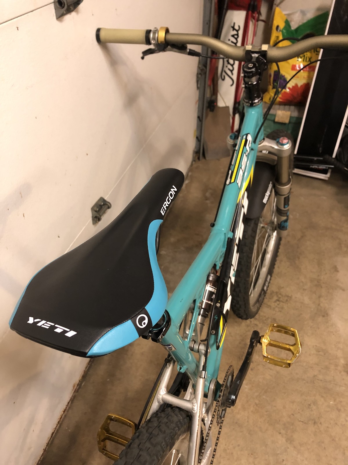 2004 Yeti AS-R SL Pro with Upgrades - eJamo's Bike Check - Vital MTB