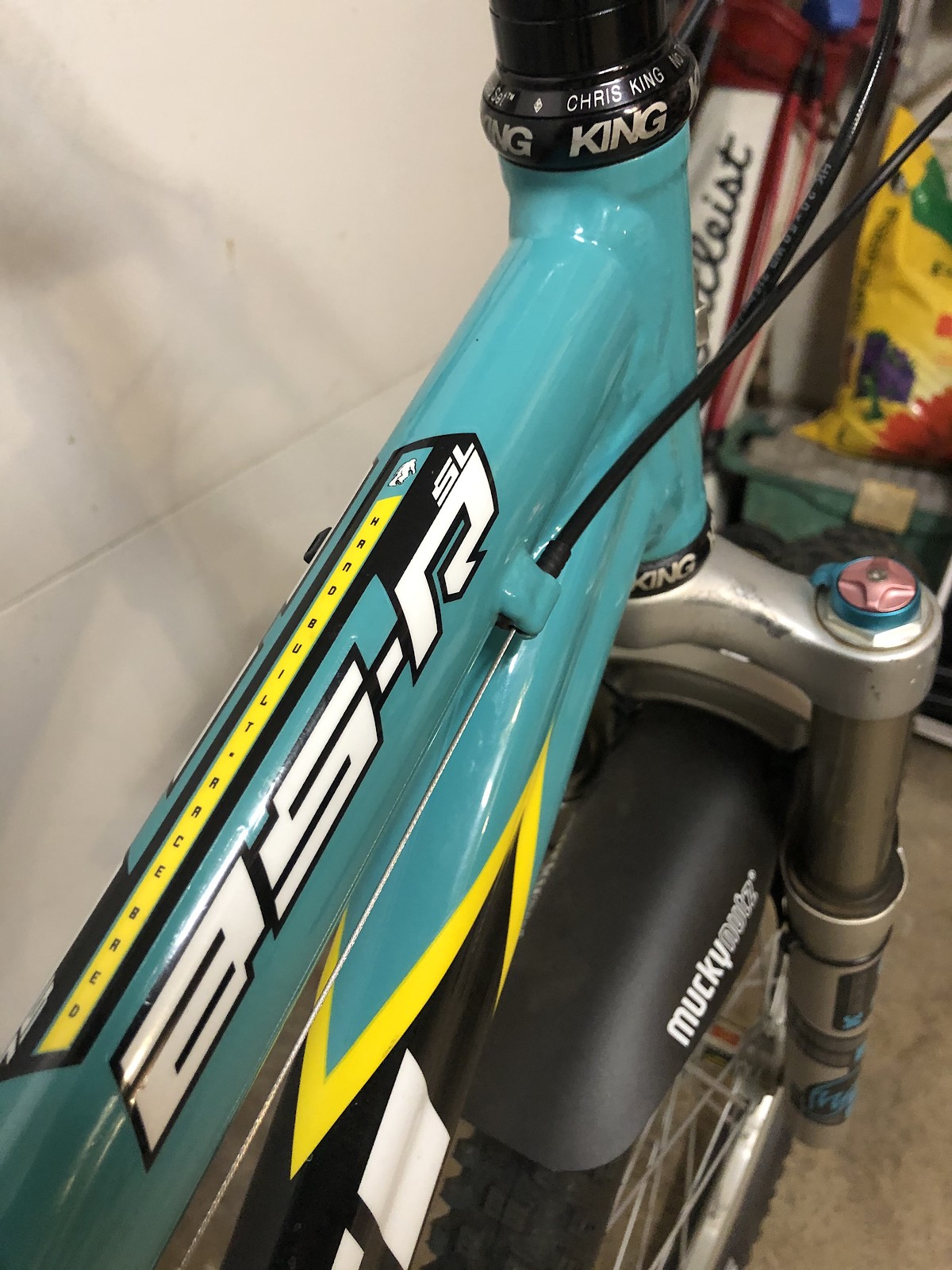 2004 Yeti AS-R SL Pro with Upgrades - eJamo's Bike Check - Vital MTB