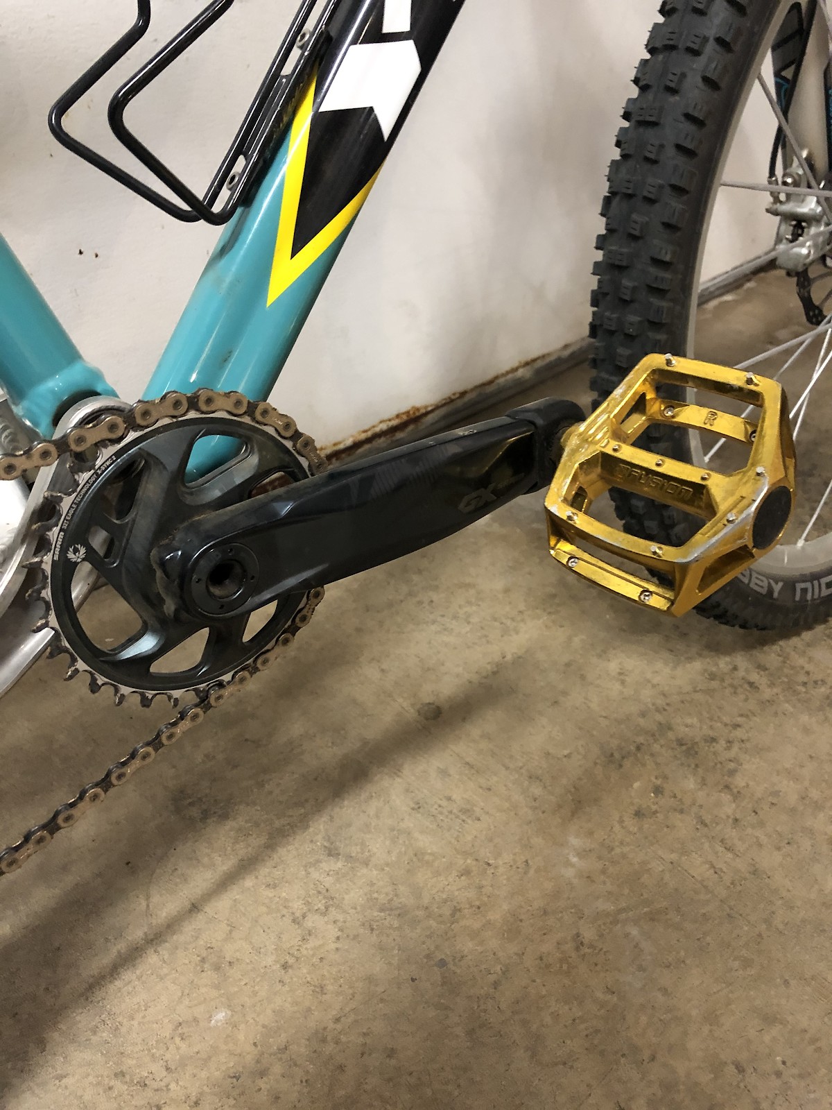 2004 Yeti AS-R SL Pro with Upgrades - eJamo's Bike Check - Vital MTB