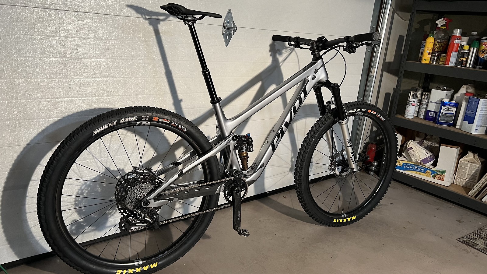 Pivot 429 Enduro XTR Pike - dbjrides's Bike Check - Vital MTB