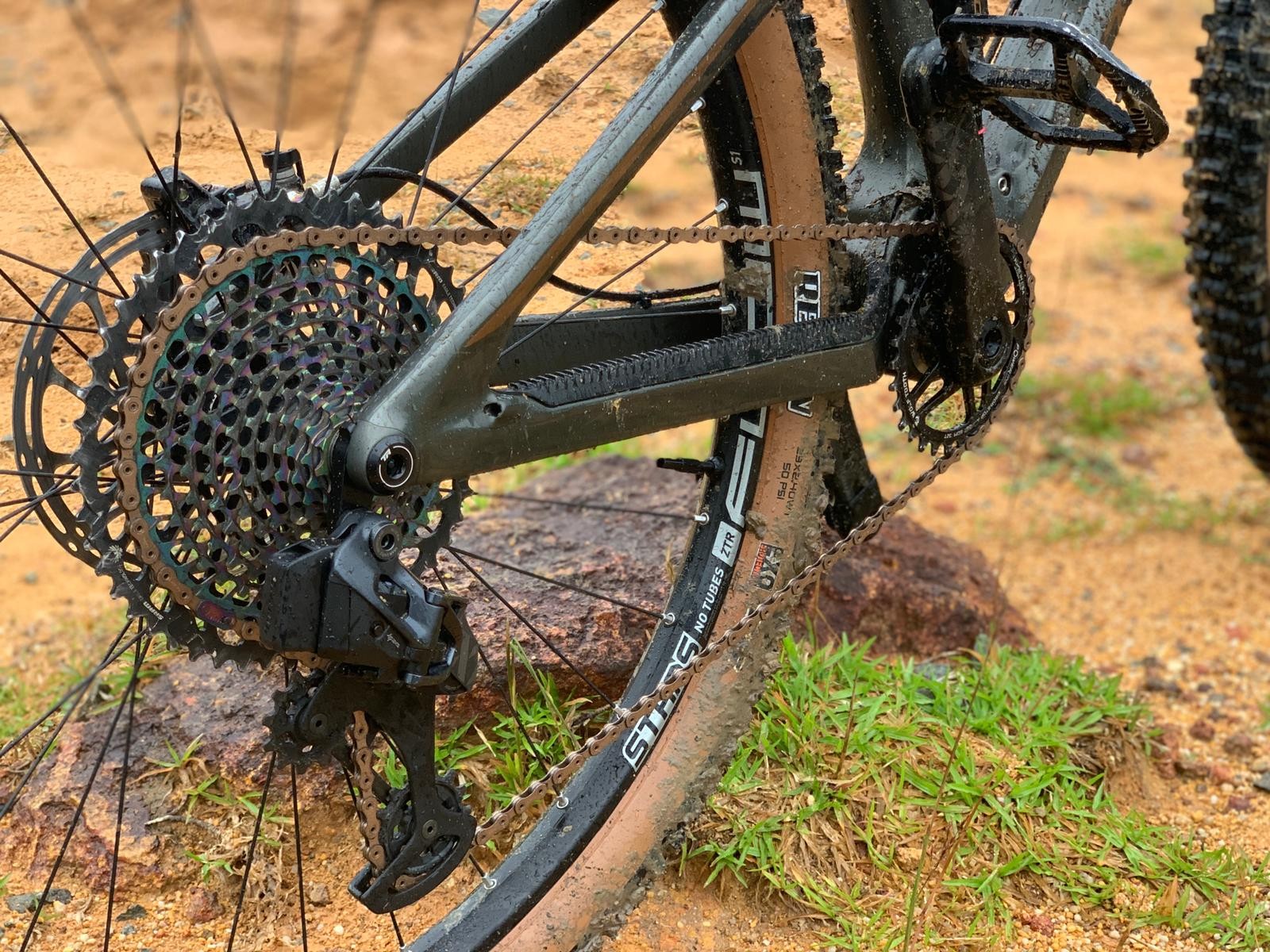 SRAM XX1 AXS Drivetrain - Sharin - Mountain Biking Pictures - Vital MTB