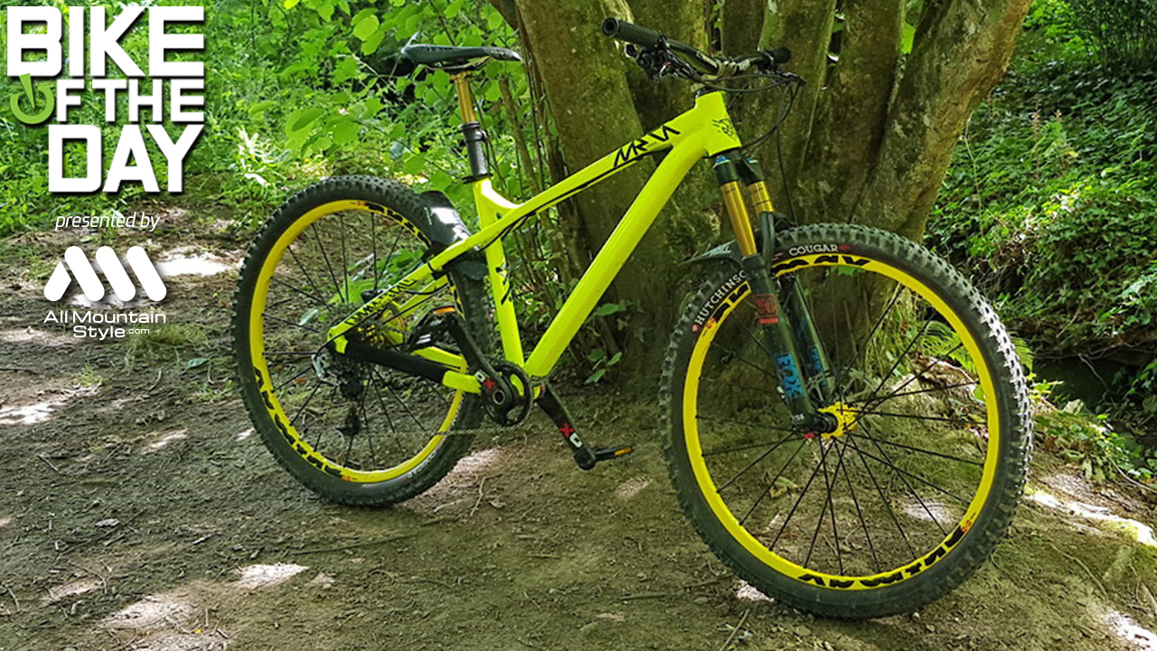 Commencal Meta HT - custom build - Theo's Bike Check - Vital MTB