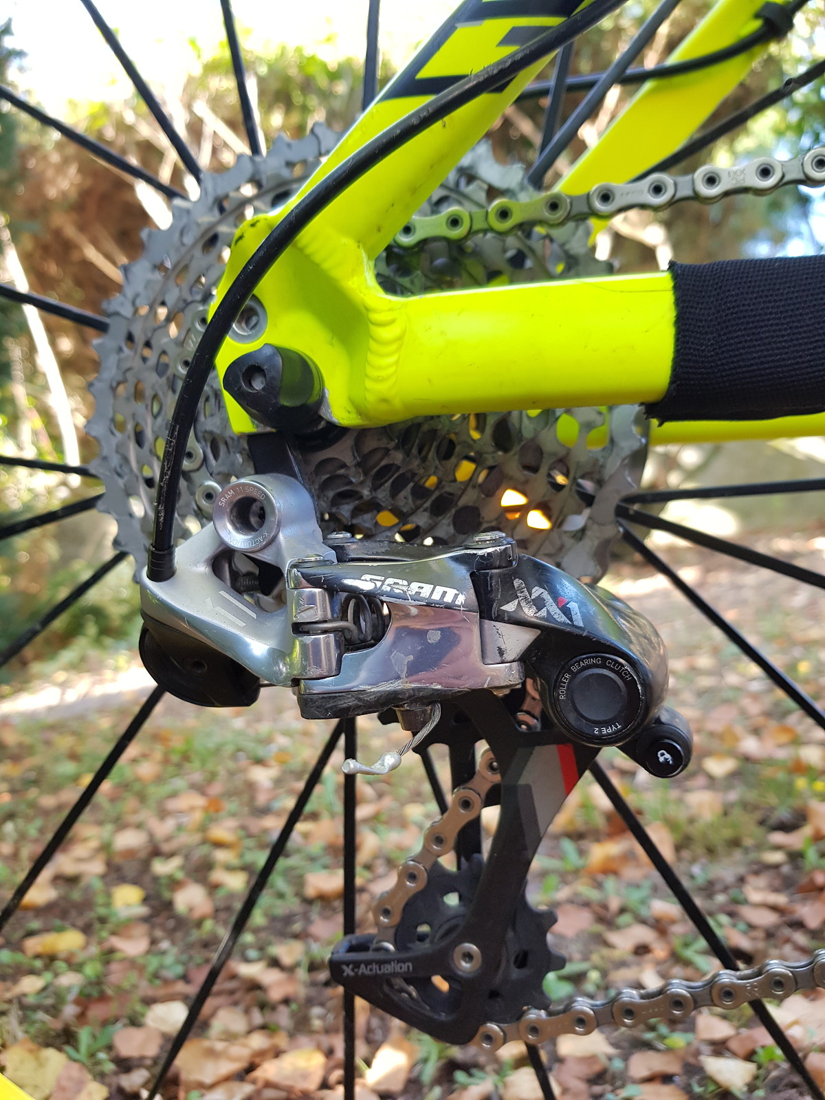 Commencal Meta HT - custom build - Theo's Bike Check - Vital MTB