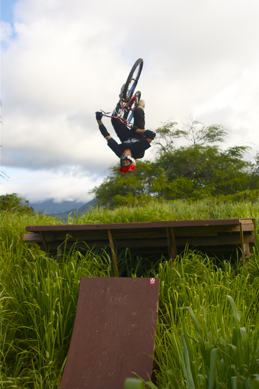 backflip table - thebyker - Mountain Biking Pictures - Vital MTB