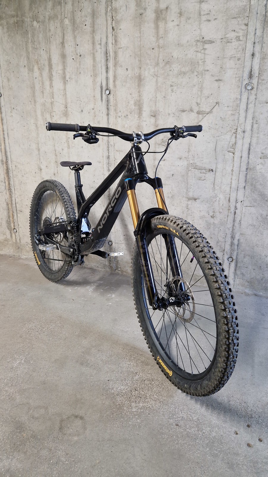 Norco Range - Mahee's Bike Check - Vital MTB