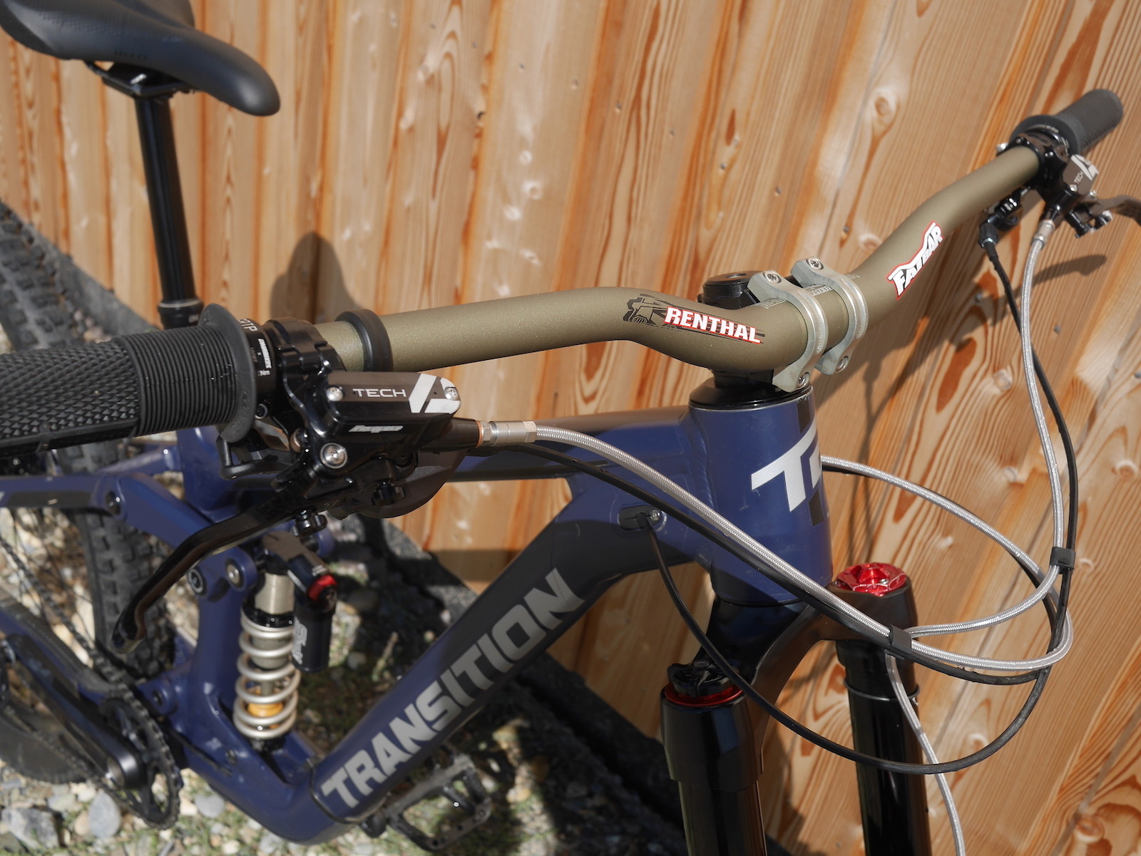 Transition Patrol with BOS suspension - La chèvre's Bike Check - Vital MTB