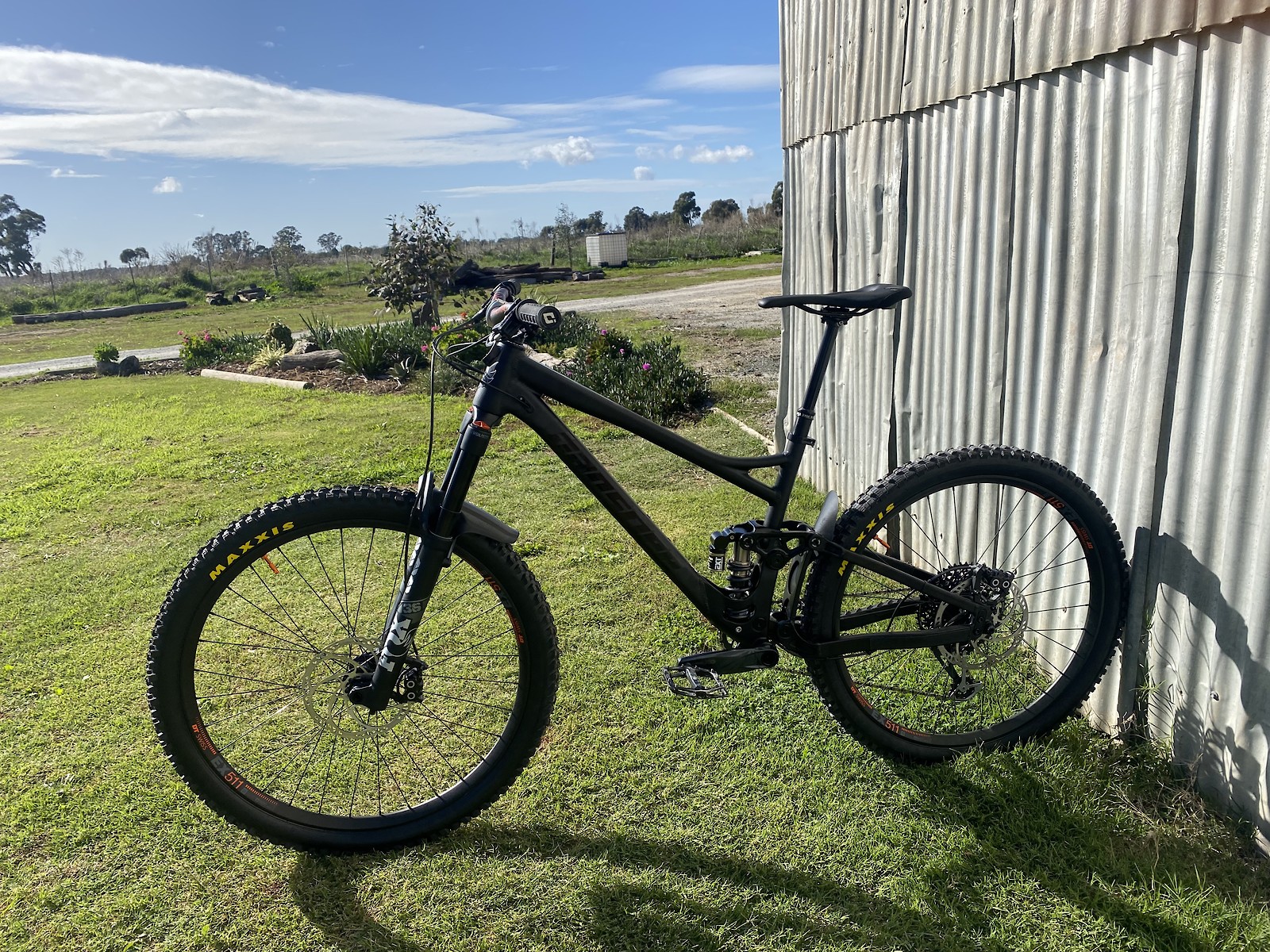 Banshee prime v3.2 - J_Mackley's Bike Check - Vital MTB