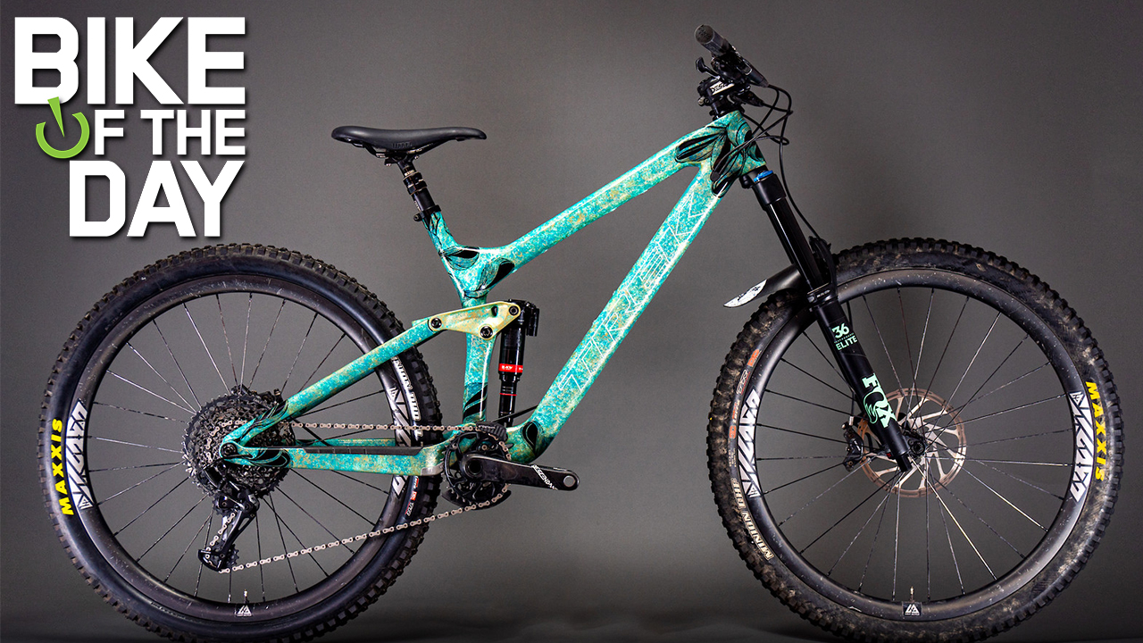 Custom Trek Slash - Flat White Paintworks's Bike Check - Vital MTB