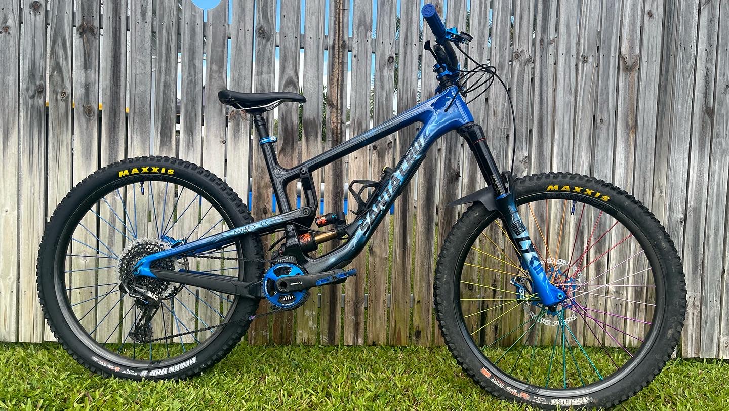 Custom Painted Santa Cruz Nomad V4 - mattharvey's Bike Check - Vital MTB