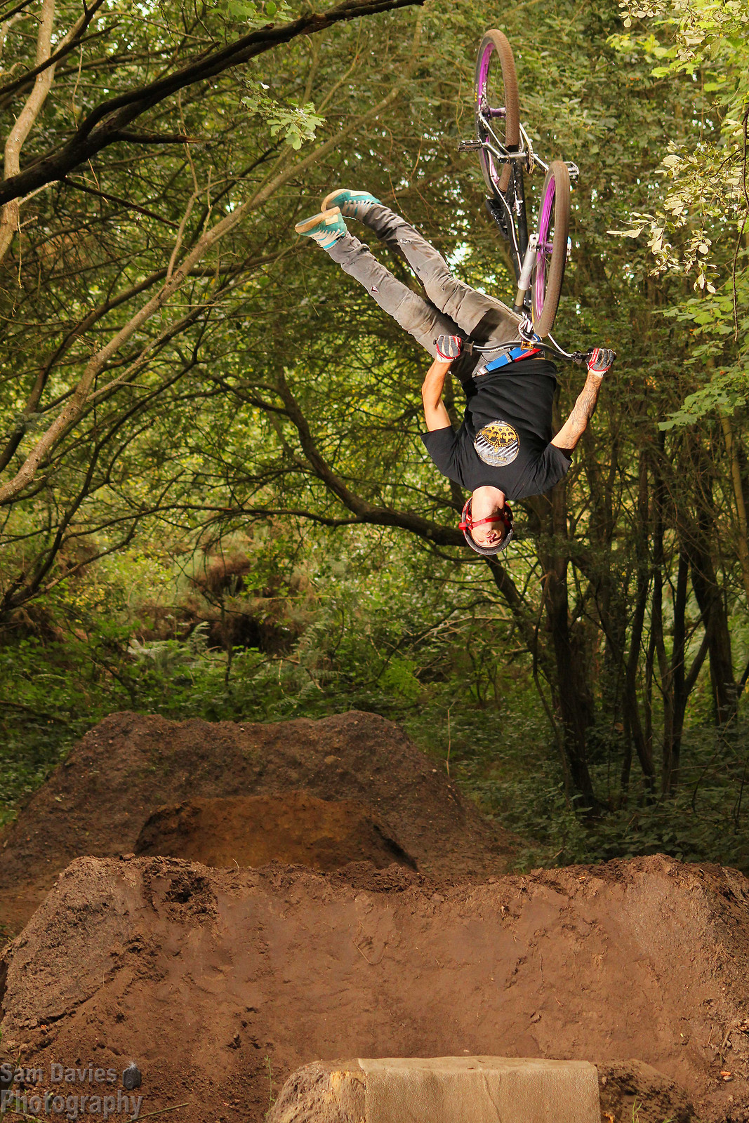 Adam Williams - No foot can flip - SamDavies - Mountain Biking Pictures ...