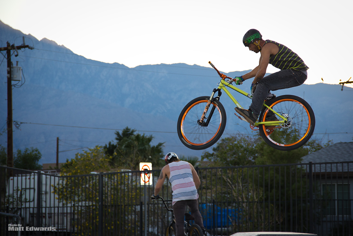 Seat Grab - EdwardsEntertainment - Mountain Biking Pictures - Vital MTB