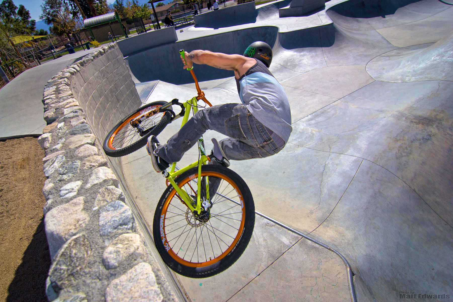 Wall Ride - EdwardsEntertainment - Mountain Biking Pictures - Vital MTB