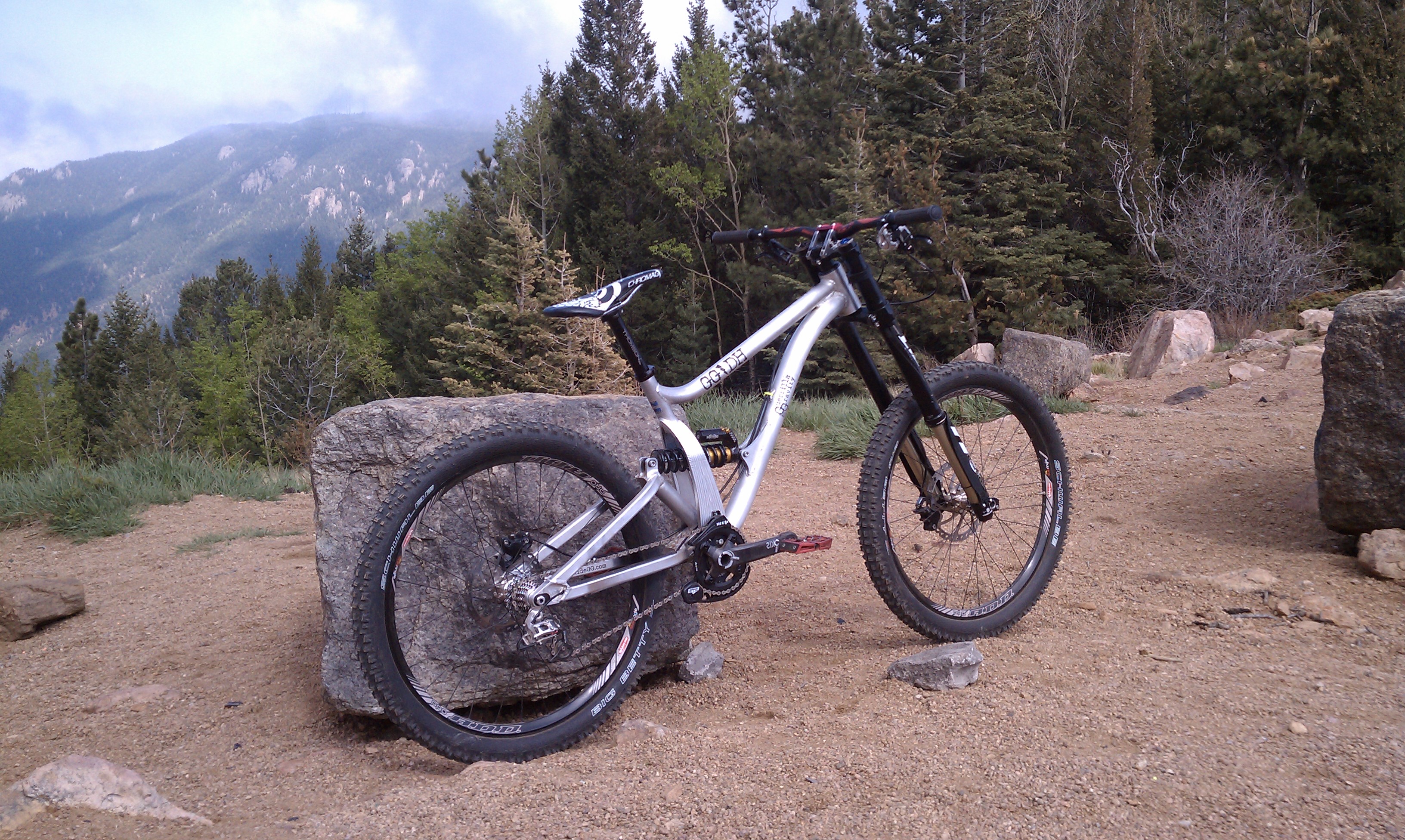 Guerrilla Gravity Prototype - The Enginerd's Bike Check - Vital MTB