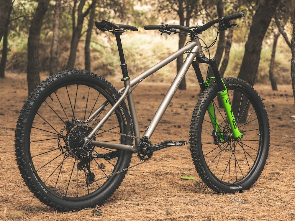 Velouria Cycles Sober Titanium - Velouria Cycles's Bike Check - Vital MTB