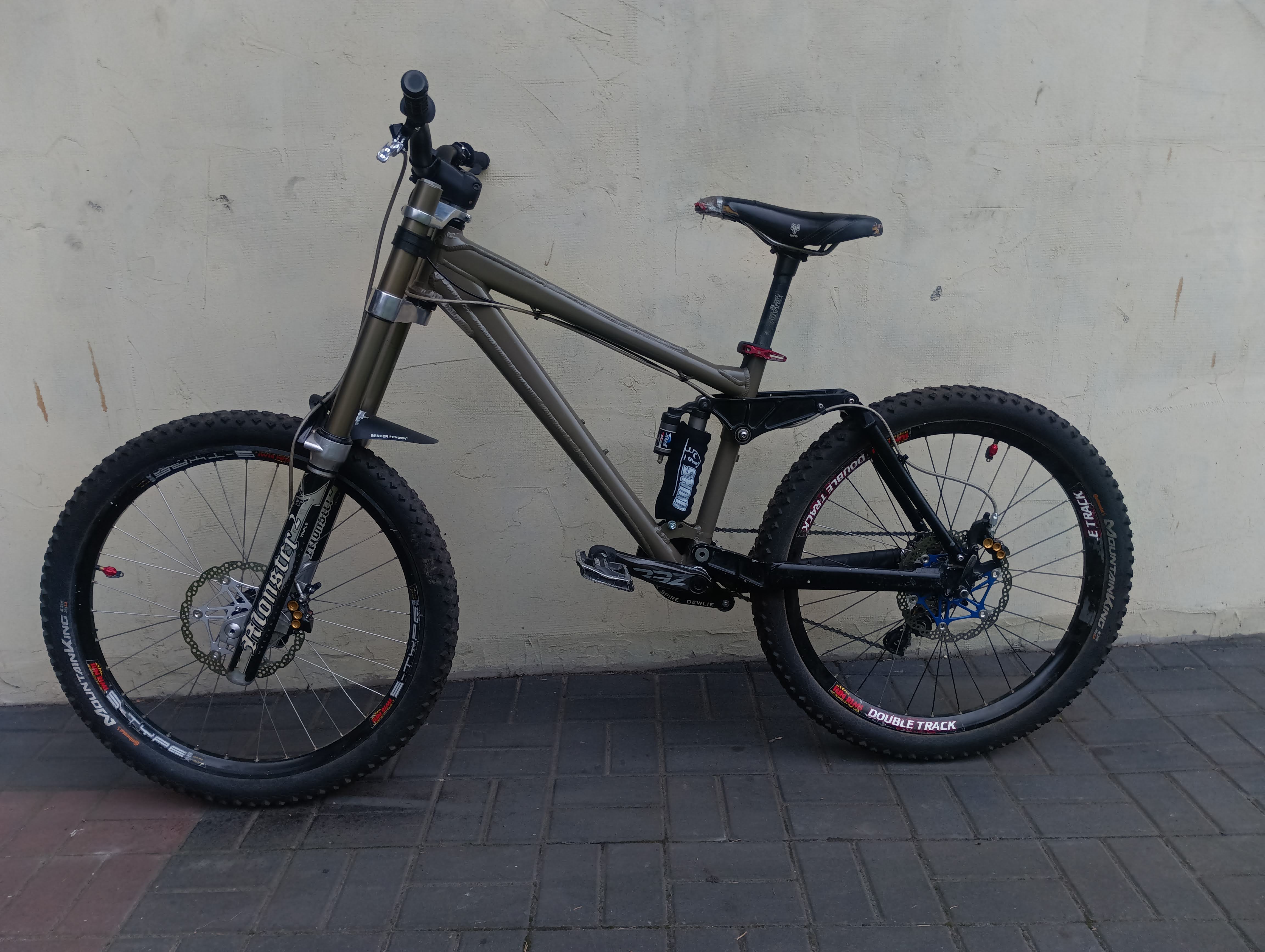 Kona Stinky 2005 Modified Frame - oskarmałek's Bike Check - Vital MTB