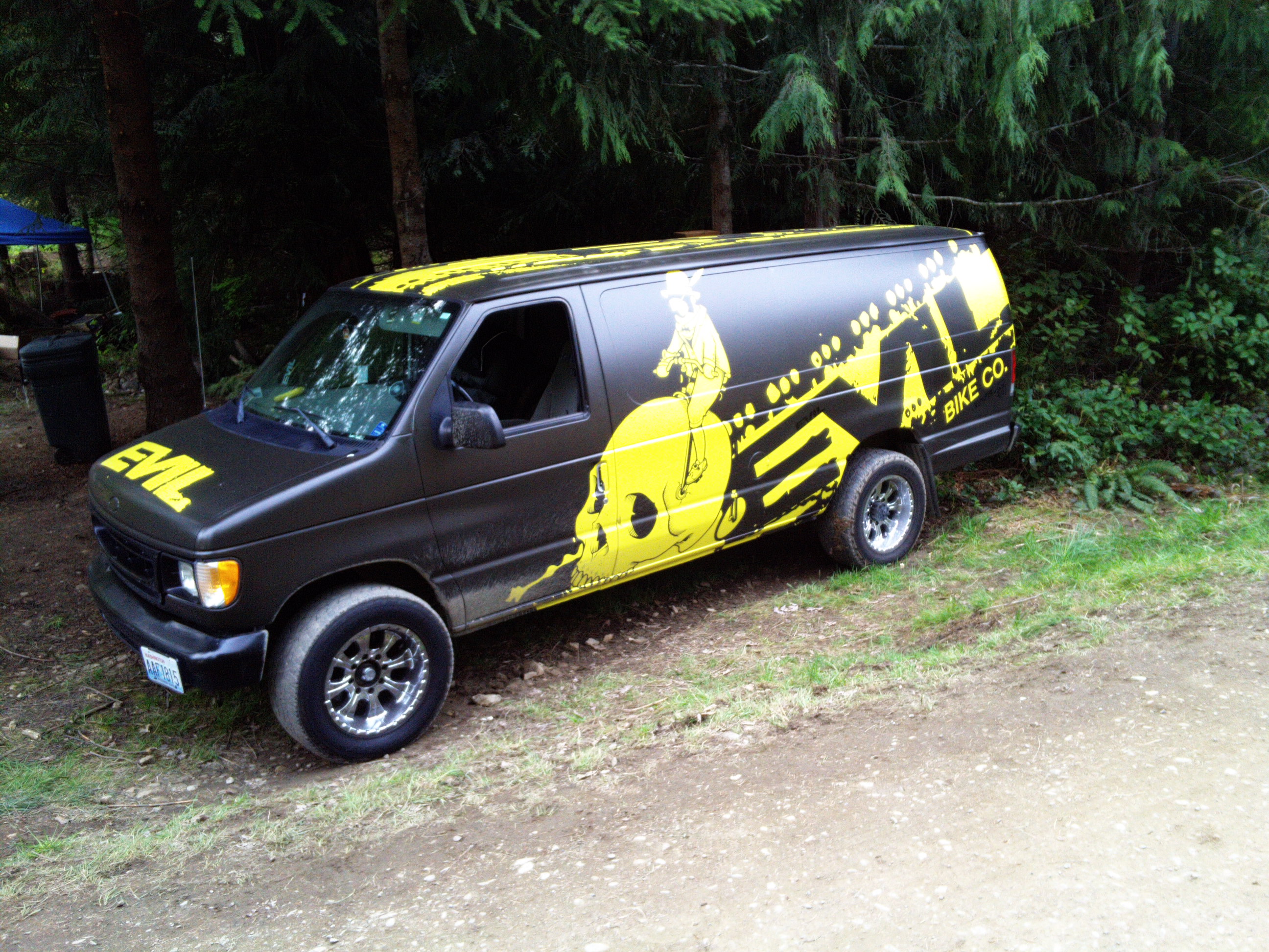 The Evil Van - northwestdhdad - Mountain Biking Pictures - Vital MTB