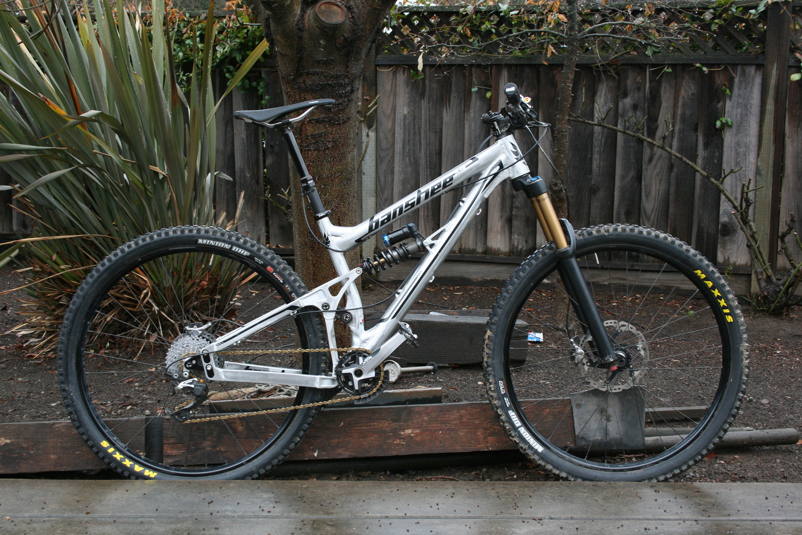 2013 Banshee Prime - Erik_The_Red's Bike Check - Vital MTB