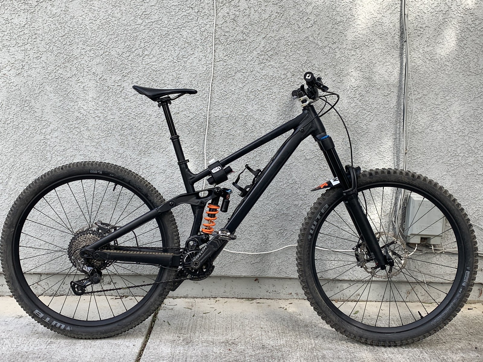 Raaw Madonna V2 - Erik_The_Red's Bike Check - Vital MTB