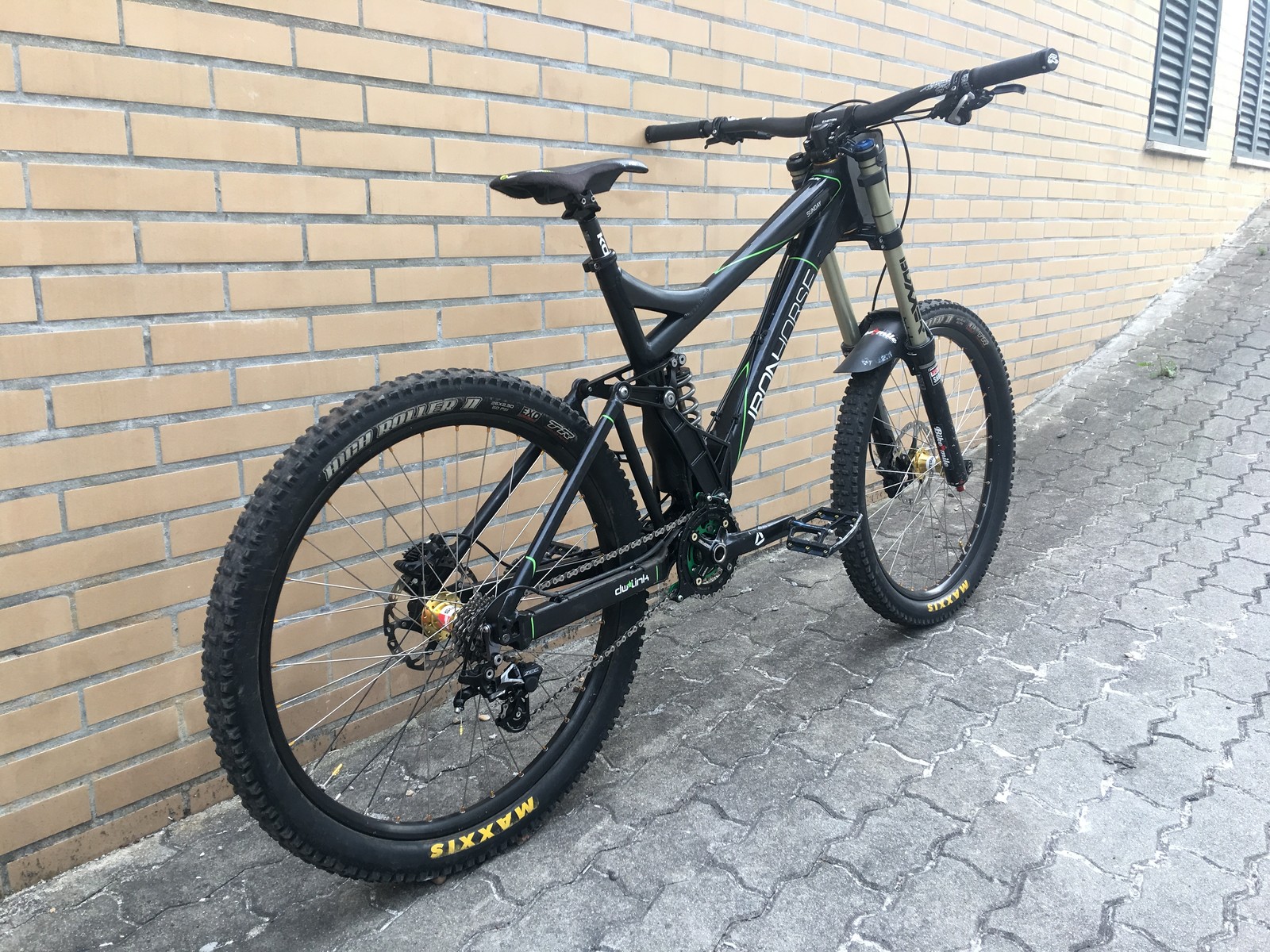 Sunday v2 - Hyperpower!'s Bike Check - Vital MTB