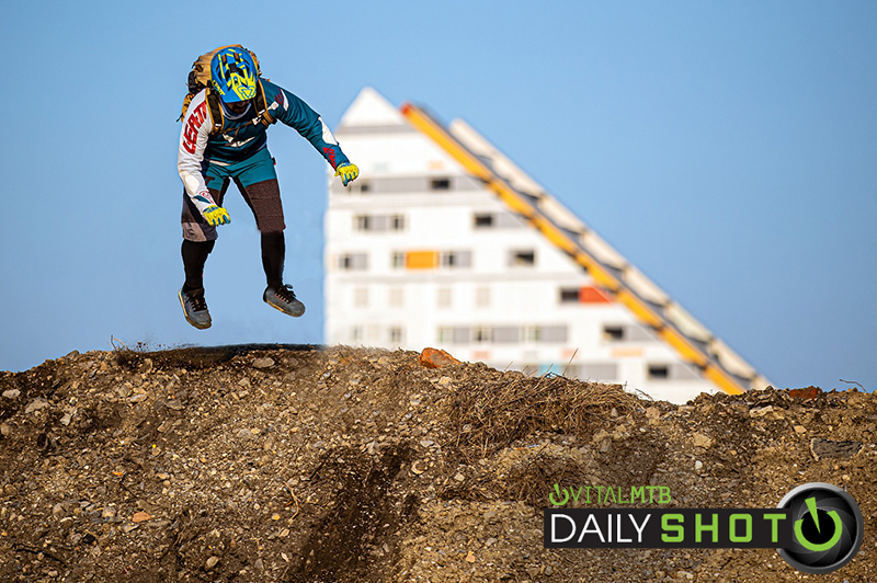 Invisible bikes riding 1 - porson - Mountain Biking Pictures - Vital MTB