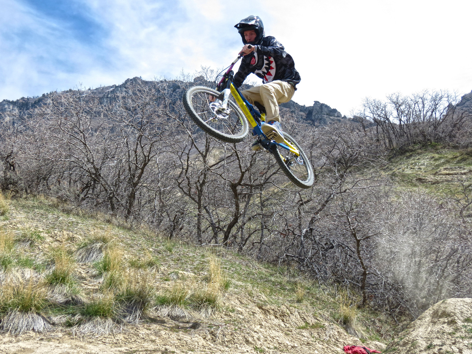 p0pb10756136 - Moosey - Mountain Biking Pictures - Vital MTB