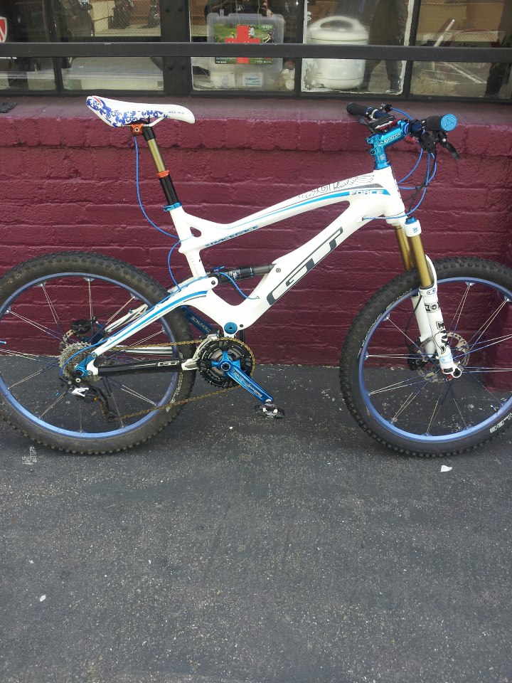 GT Carbon Force custom - jasen.gomez's Bike Check - Vital MTB
