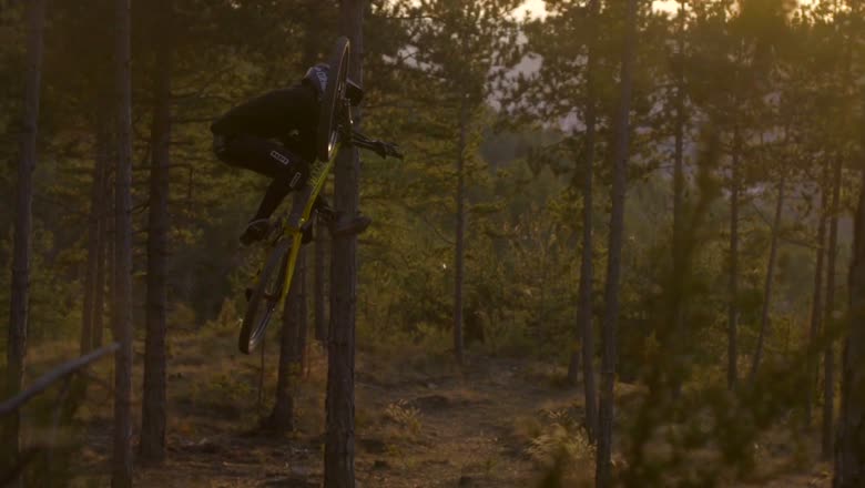 Commencal Furious Commercial May 2017 - Vital MTB - Mountain Biking ...