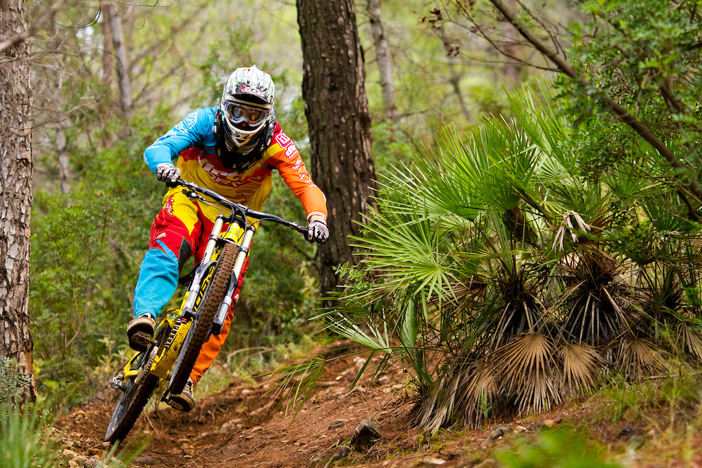 Roost DH - Fun In The Sun - Episode 2 - Geemilnermedia - Mountain ...