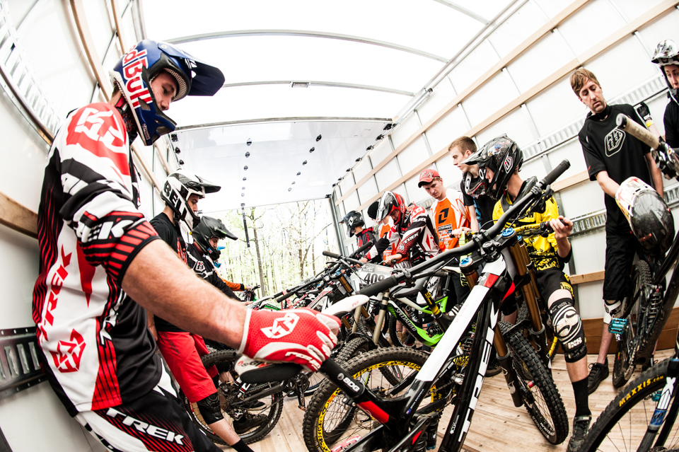 Moving Truck shuttles are all the rage in DH right now. - Duryea ...