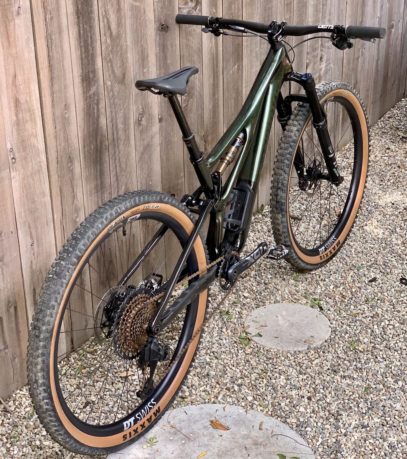 S-Works Stumpjumper - 91001's Bike Check - Vital MTB
