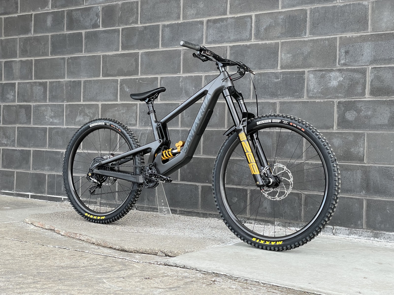 Santa Cruz Nomad 6 CC - Vital Bike of the Day March 2023 - Mountain ...