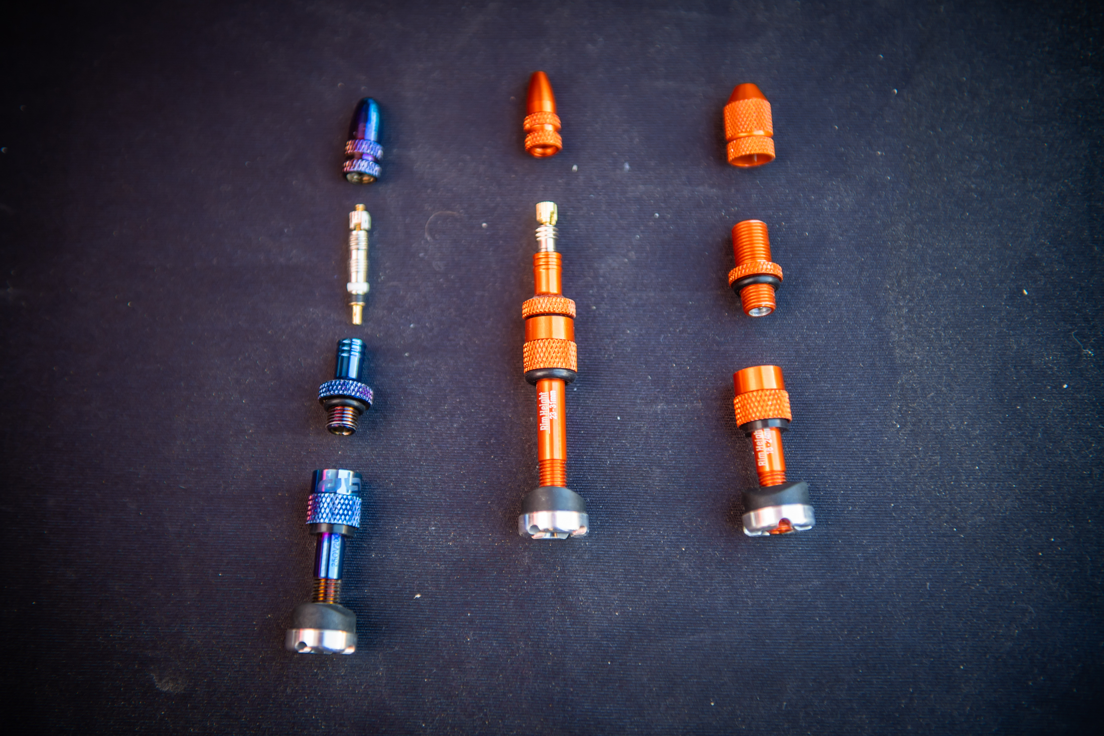 E*thirteen Tubeless Valves with Schraeder or Presta Options - PIT BITS ...