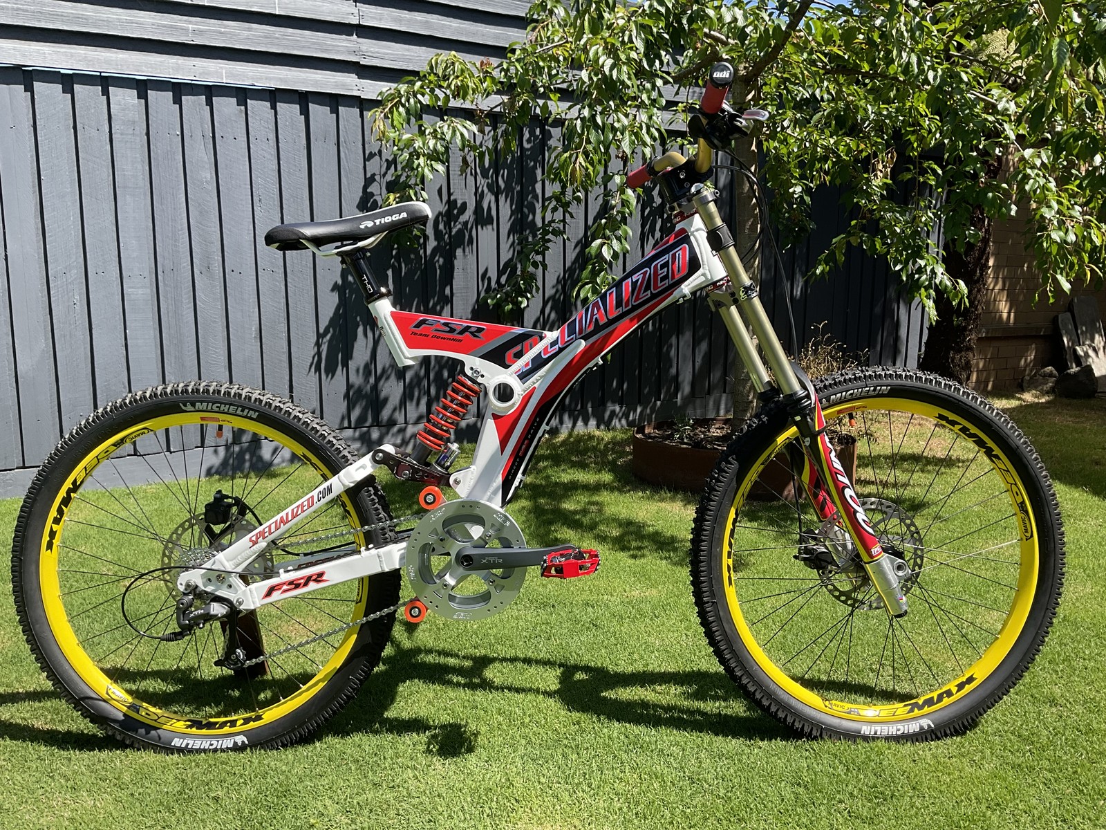 Specialized FSR Team DH - Vital Bike of the Day November 2023 ...