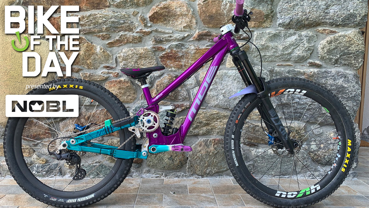 One-off High Pivot DH bike - One-off Titty's Bike Check - Vital MTB