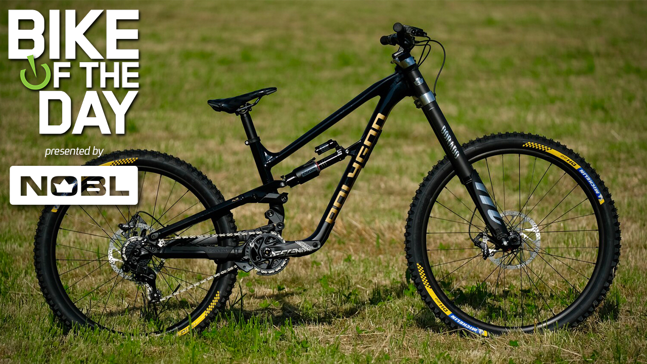 POLYGON Collosus DH7 Custom - NINI Adventure's Bike Check - Vital MTB