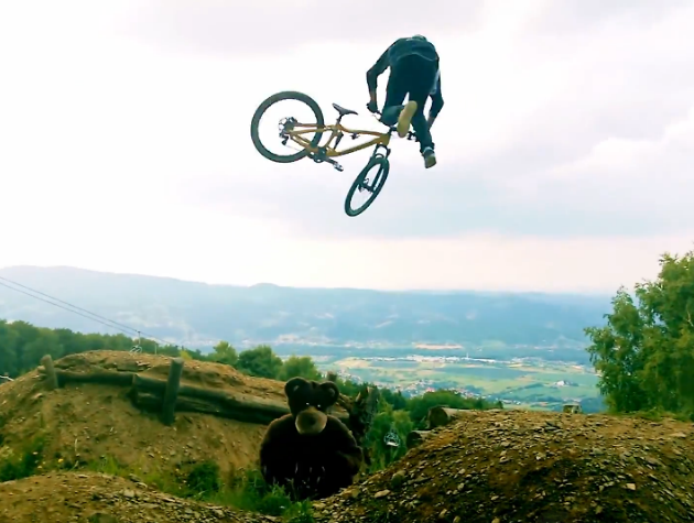 EARTH VS. AIR - jasonvelocity - Mountain Biking Videos - Vital MTB