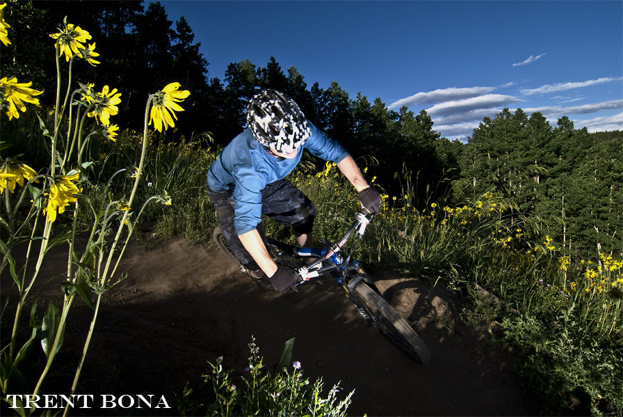 Dark Corner FB - trentbona.com - Mountain Biking Pictures - Vital MTB