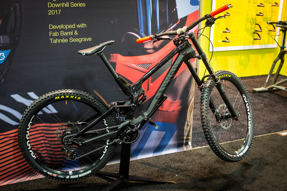 original_Canyon_Sender_CF.jpg - INTERBIKE - 2017 Downhill Bikes ...