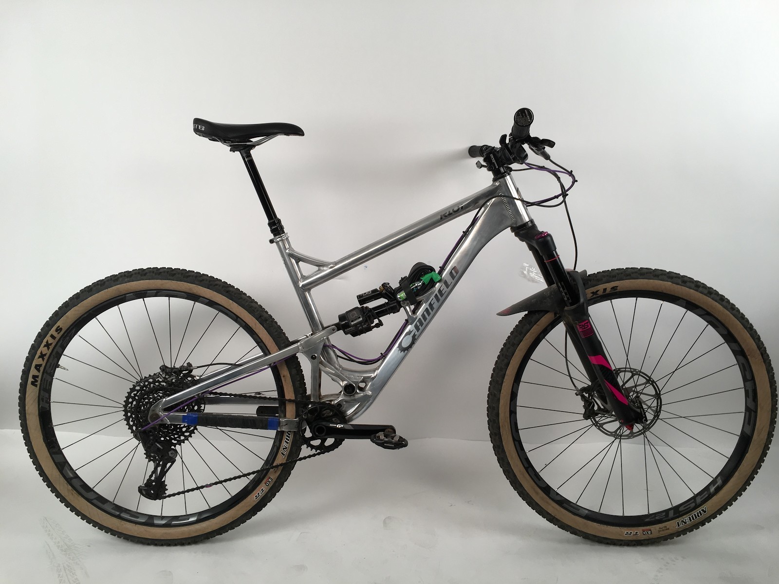 Canfield Riot - 2017 Vital Bike of the Day Collection - Mountain Biking ...