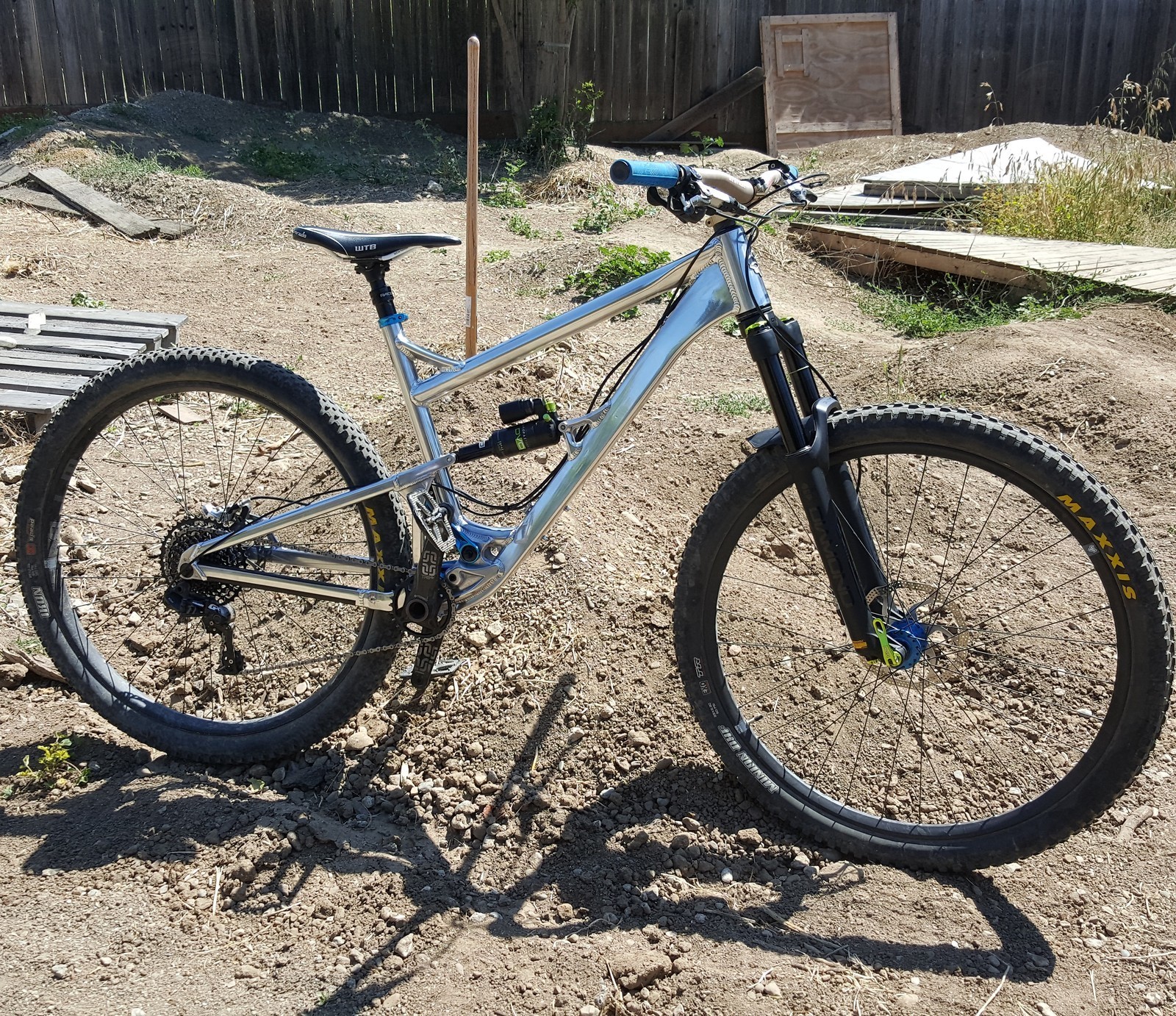 Canfield Riot - 2017 Vital Bike of the Day Collection - Mountain Biking ...