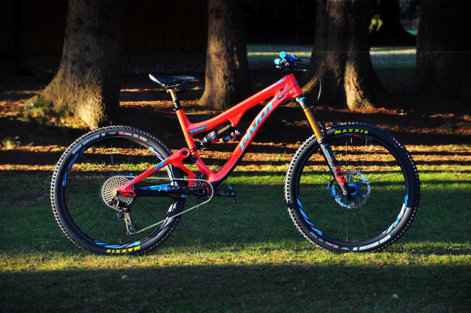 Pivot Firebird - 2017 Vital Bike of the Day Collection - Mountain ...