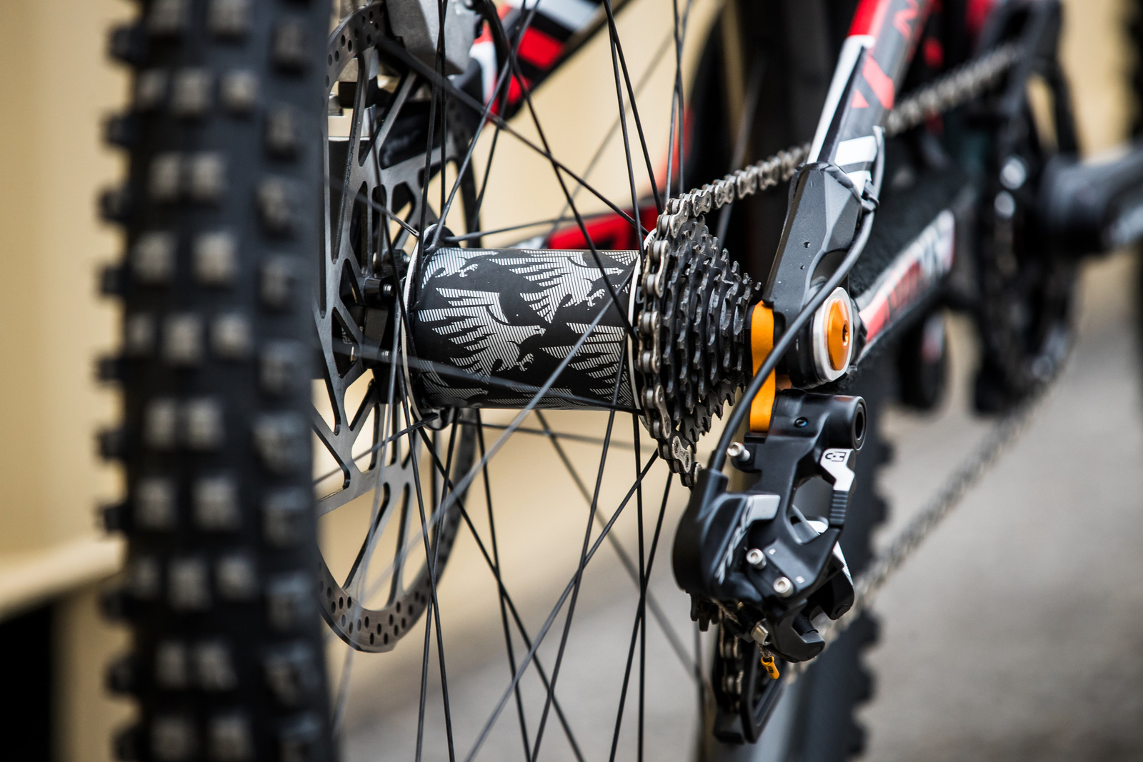 Aaron Gwin's Intense M279 at 2019 Worlds MSA - Aaron Gwin's Intense ...