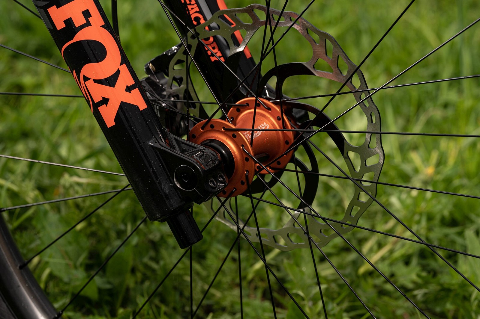 Commencal Virtual High Pivot Prototype DH Bike - Commencal Virtual High ...