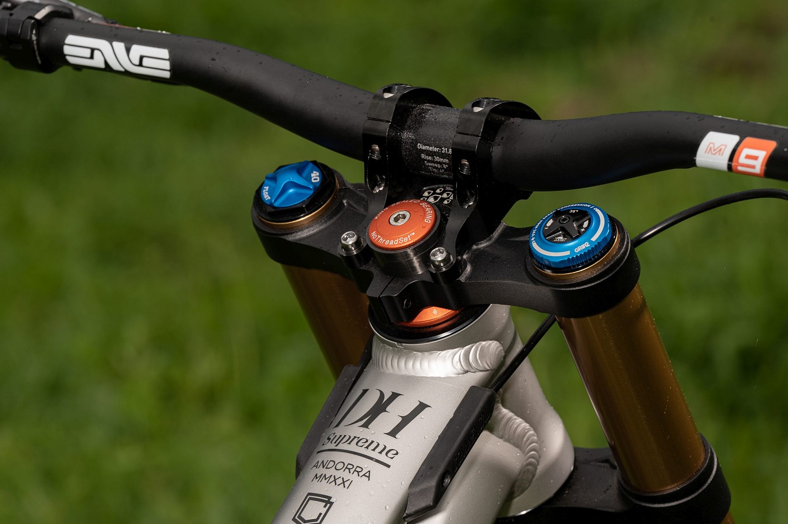 Commencal Virtual High Pivot Prototype DH Bike - Commencal Virtual High ...