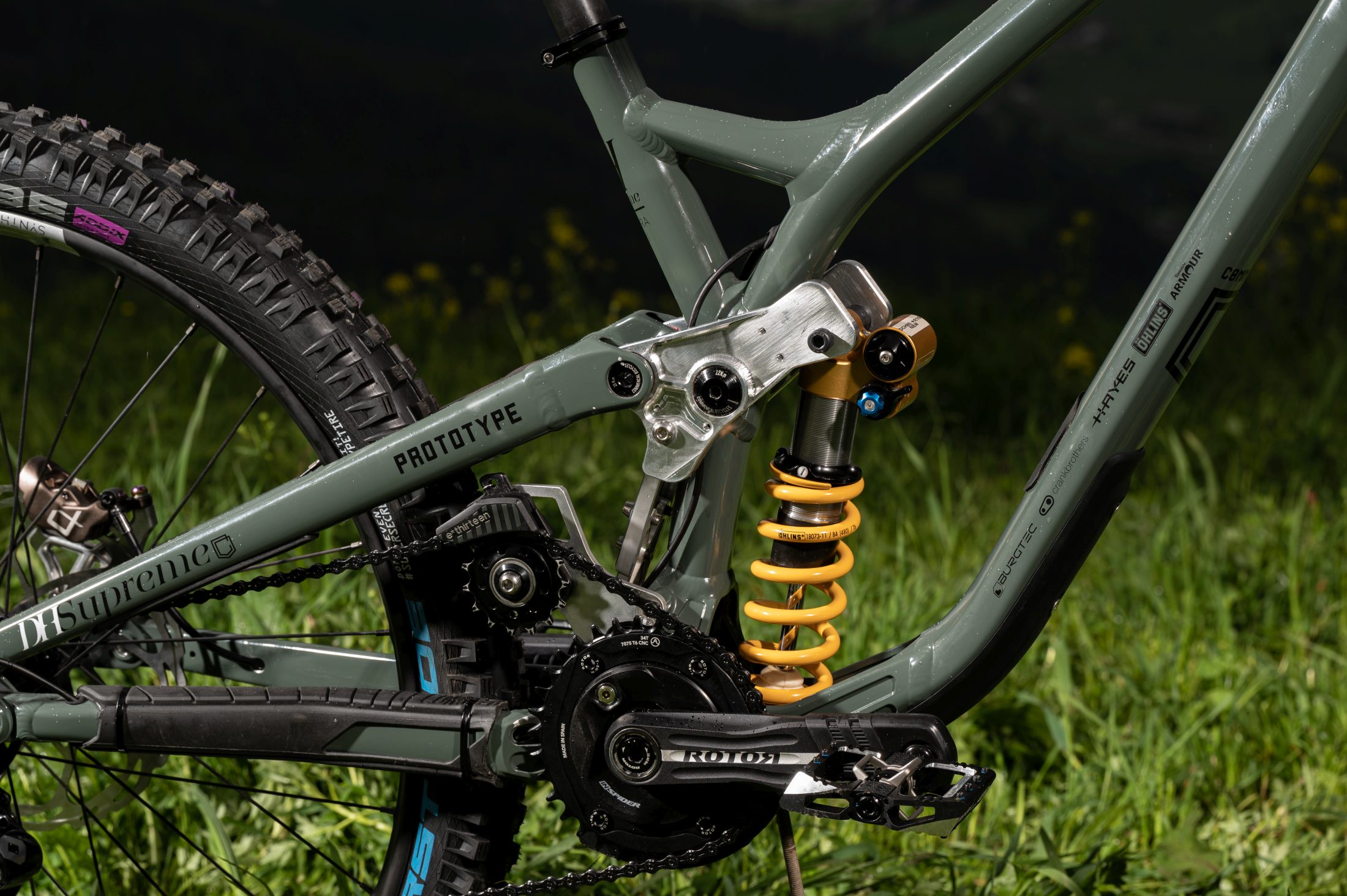 Commencal Virtual High Pivot Prototype DH Bike - Commencal Virtual High ...