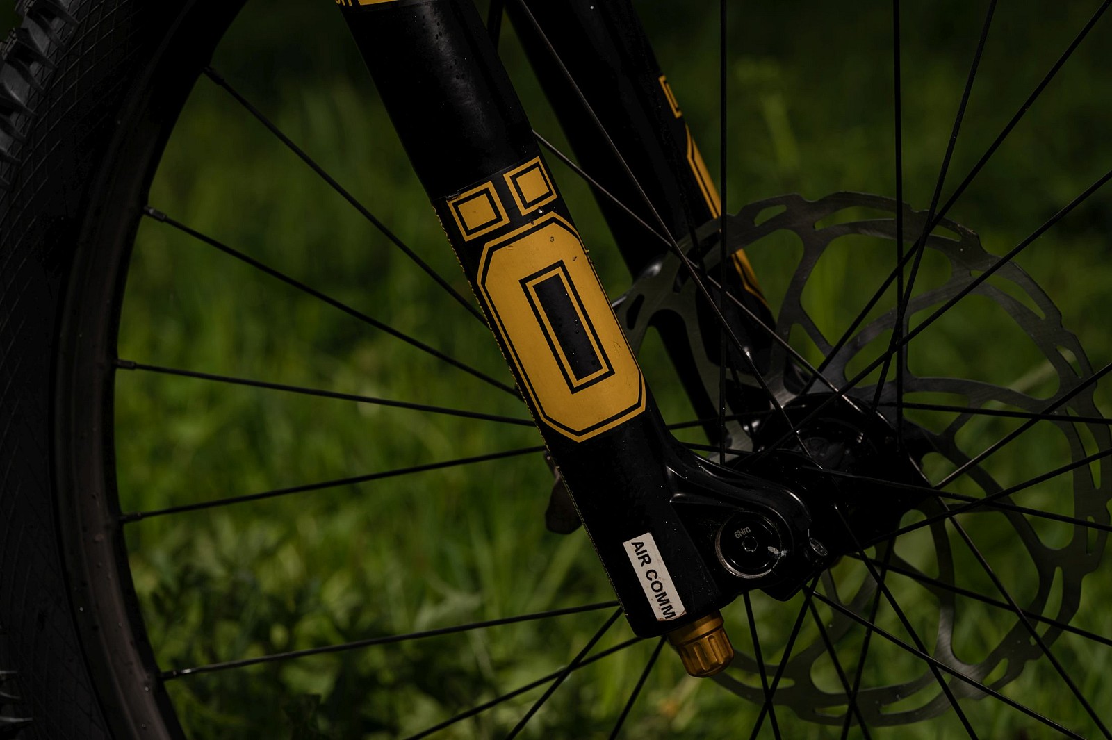 Commencal Virtual High Pivot Prototype DH Bike - Commencal Virtual High ...