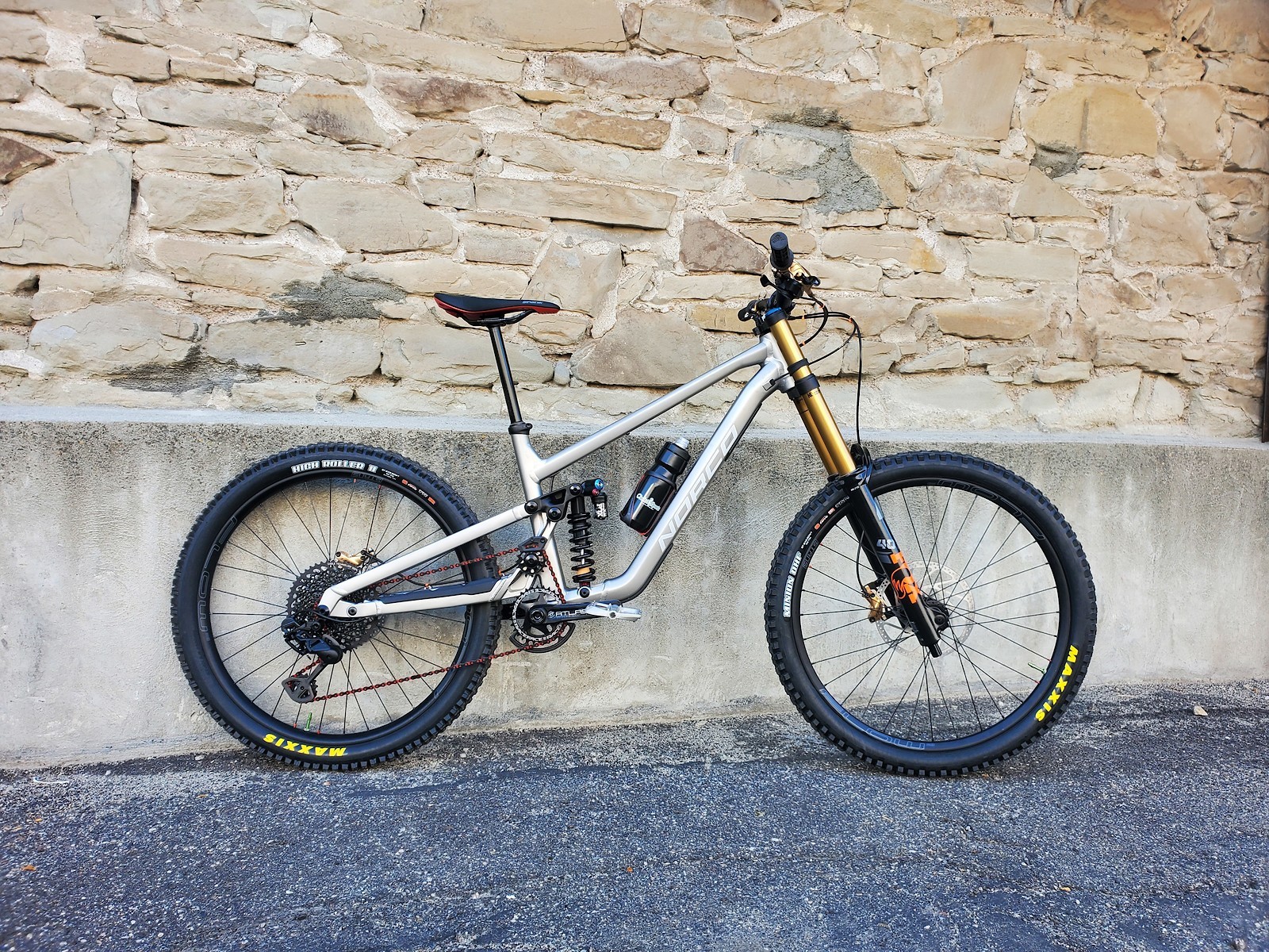 Norco Shore - Vital Bike of the Day August 2021 - Mountain Biking Pictures - Vital MTB